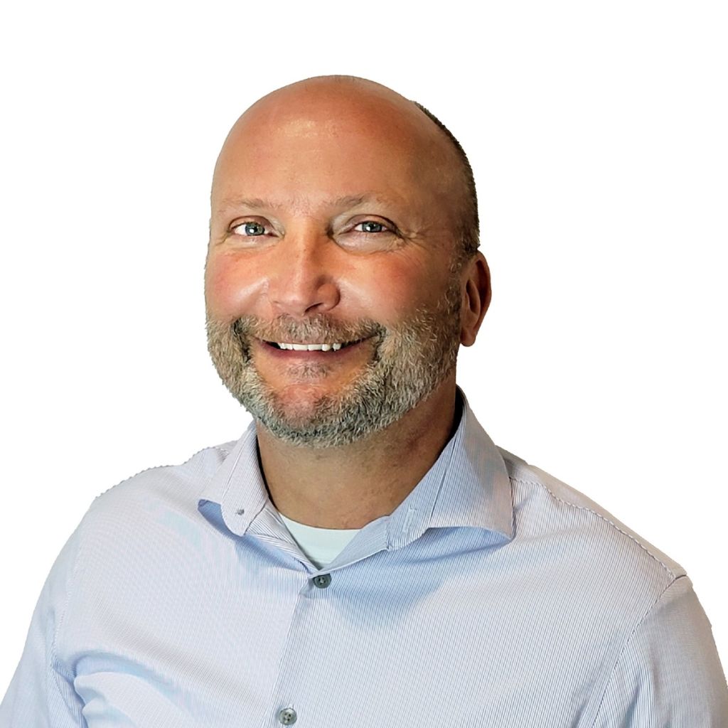 UV vs AOP: The Complete Pool Comparison for Secondary Sanitation